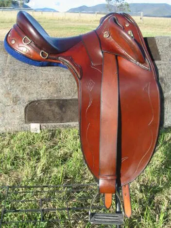 Australian Saddles: Are They Comfortable & Good For Horses?